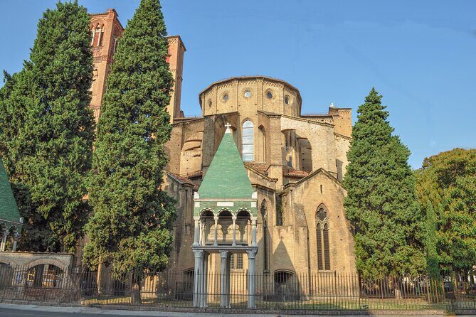Bologna: City Walk with Audio Guide in 7 Languages on your Phone - An In-Depth Look at the Tour