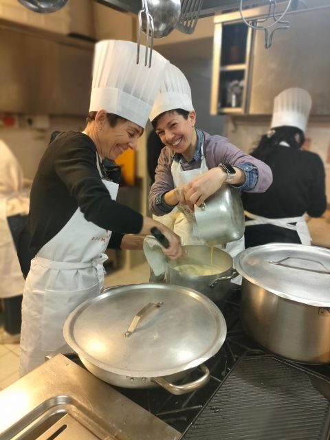Bologna Forlì: Farm cooking class and Slow food market tour - Bologna Forlì: Farm Cooking Class and Slow Food Market Tour