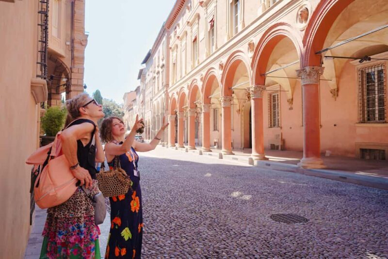 Bologna: guided tour in a small group - Introduction