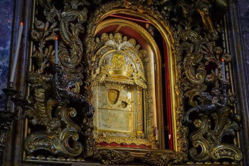 Bologna: Guided tour of the Basilica and Porticoes of San Luca - Introduction: What this tour offers and who it’s for