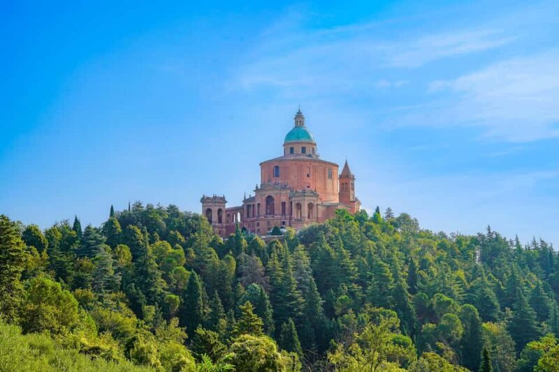 Bologna: Guided tour of the Basilica and Porticoes of San Luca - Why This Tour Is Worth Considering