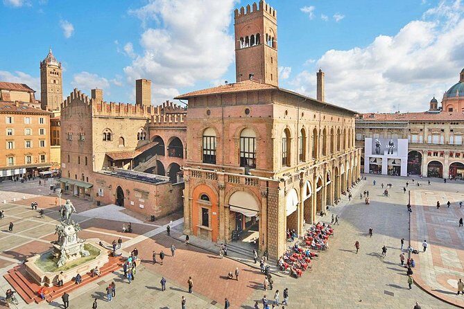 Bologna Highlights Private Tour with Top Rated Local Guide - Key Points