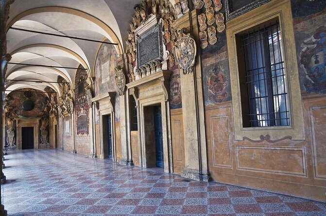 Bologna Murder Mystery: Self-Guided City Quest - Introduction