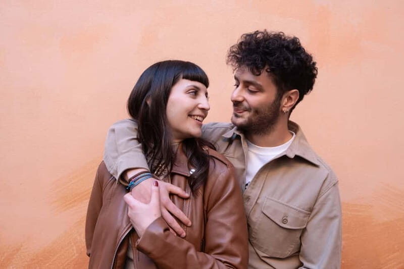 Bologna: Private Photo Shoot with a Local Photographer - Key Points
