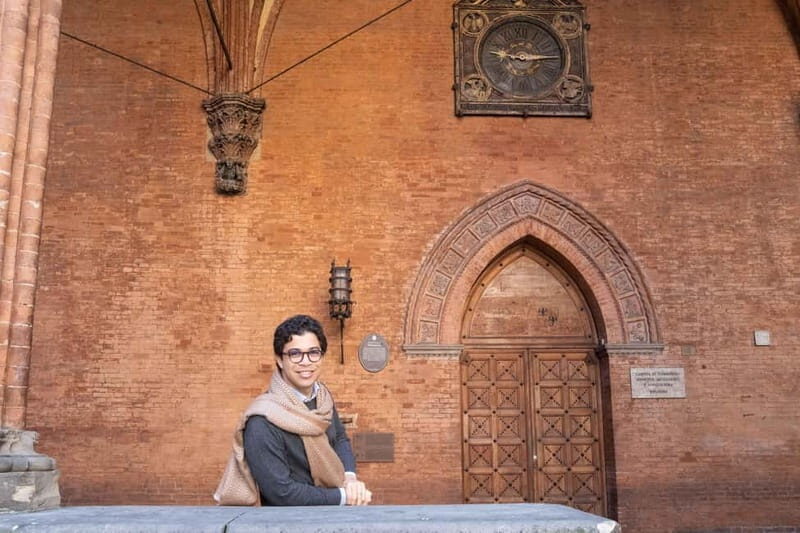 Bologna: Private Photo Shoot with a Local Photographer - FAQ