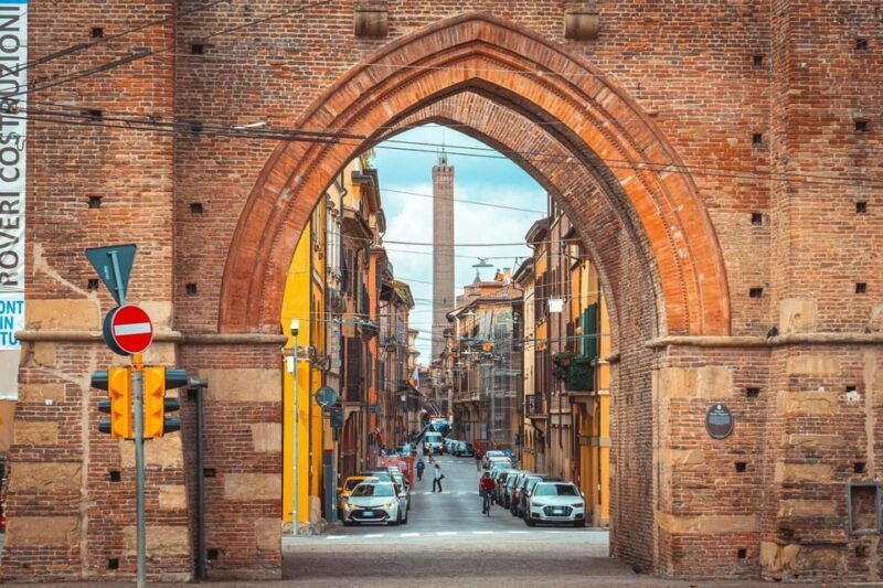 Bologna: Private Top Historical Sites Guided Walking Tour - Walking Through Bologna’s Historic Market and Academic Heritage