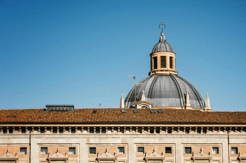 Bologna: Private Top Historical Sites Guided Walking Tour - The Sum Up