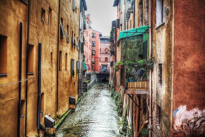 Bologna Private Walking Tour with a Local - 100% Personalized - Who Will Enjoy This Tour?