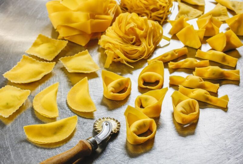 Bologna: Small Group Food market Walking Tour with Tasting - Why It’s a Good Choice for Travelers