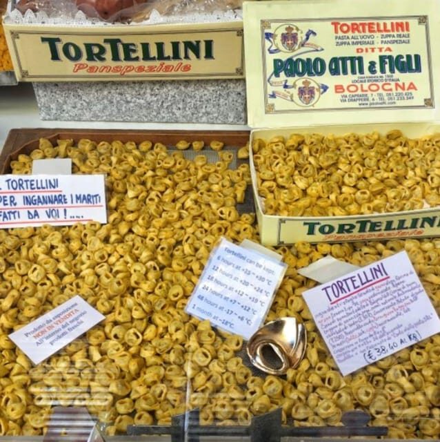 Bologna: Tour with tasting of food and wines - Exploring Bologna’s Historic Heart