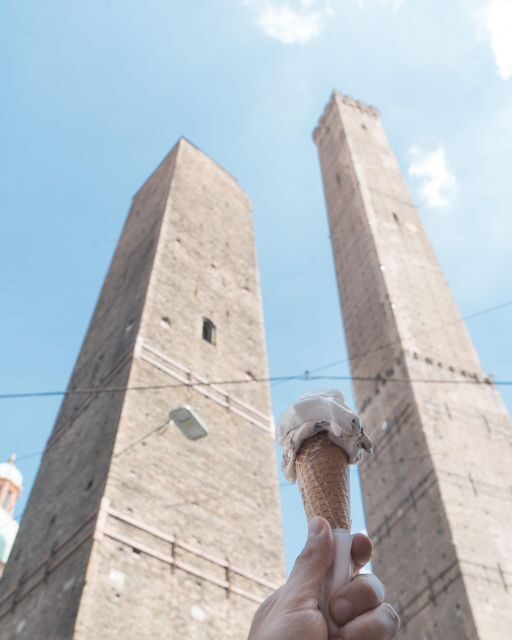 Bologna: Walking Food Tour with a Local Guide - Exploring Bologna’s Heart: The Itinerary