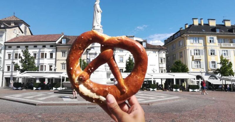 Bolzano: Guided Traditional Food Tour - Key Points