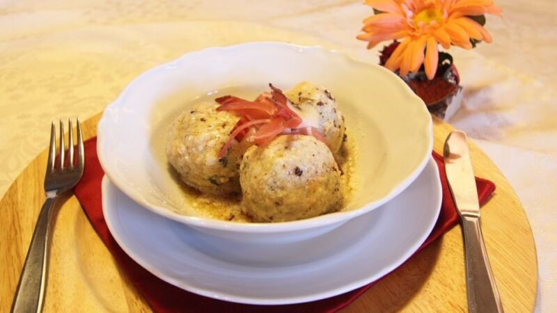 Bolzano: Guided Traditional Food Tour - Practical Details and Value