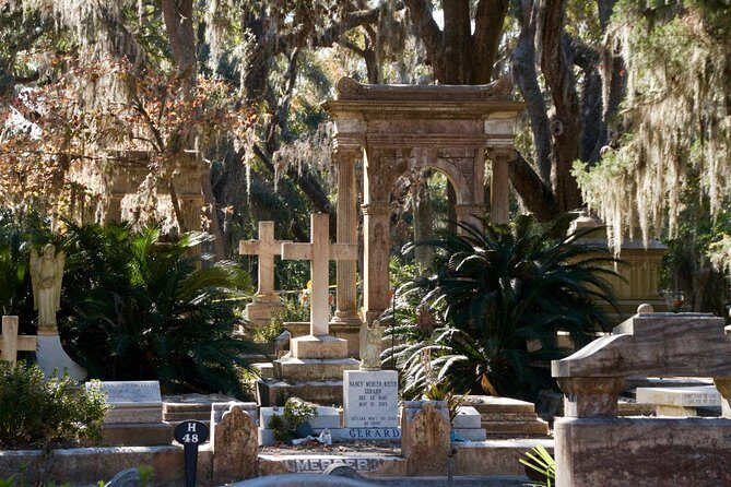 Bonaventure Cemetery Walking Tour with Transportation - Exploring the Bonaventure Cemetery Walking Tour with Transportation