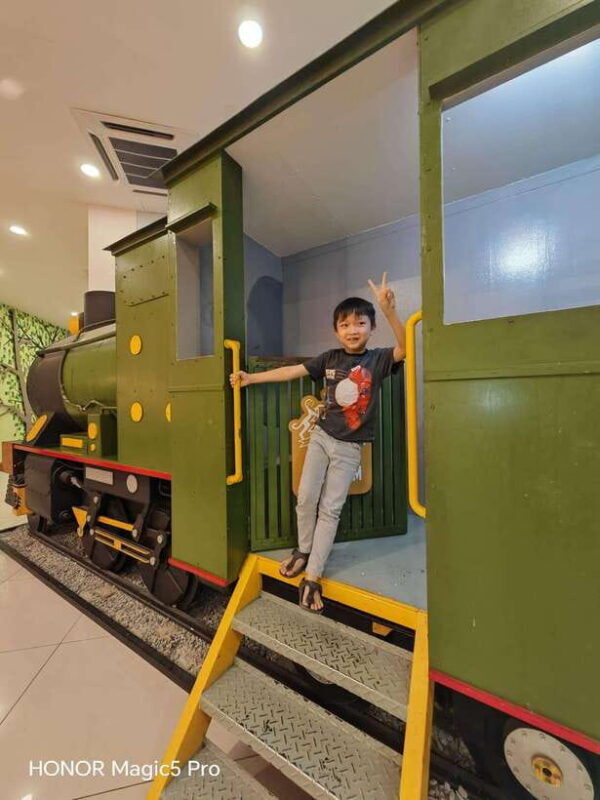 Bongawan River Cruise: Proboscis Monkey & Fireflies Mangrove - Witnessing the Sky Mirror Sunset