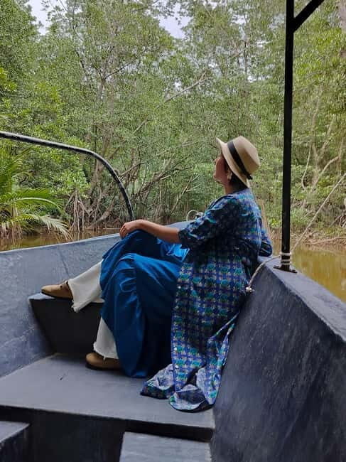 Bongawan Wetland: Proboscis Monkey and Fireflies Shared Tour - Transport, Group Size, and Duration