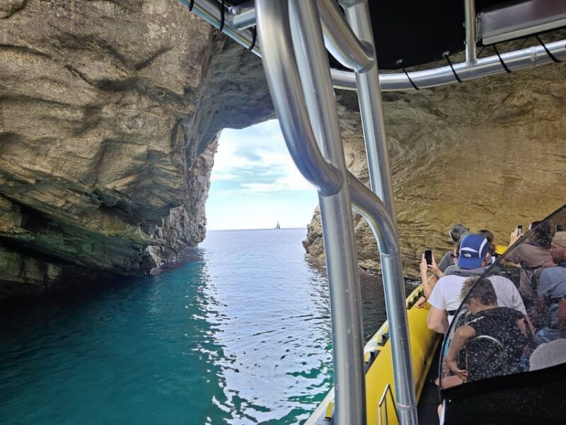 Bonifacio: Lavezzi Islands and Caves Guided Tour - The Sum Up — Who Should Consider This Tour?
