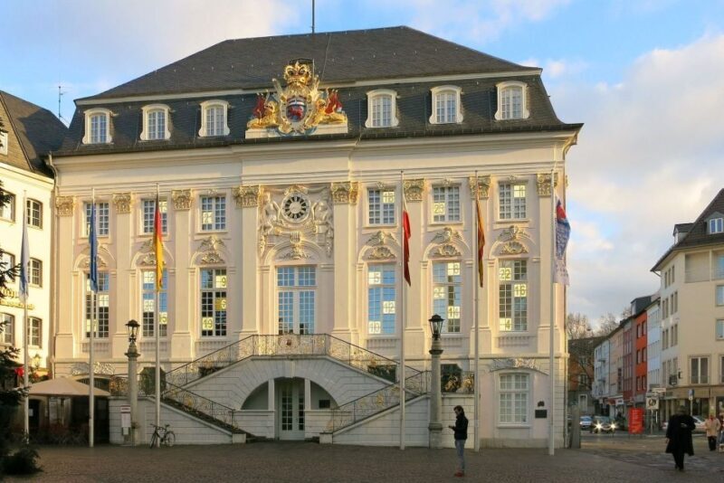 Bonn: Private Guided Walking Tour - Key Points