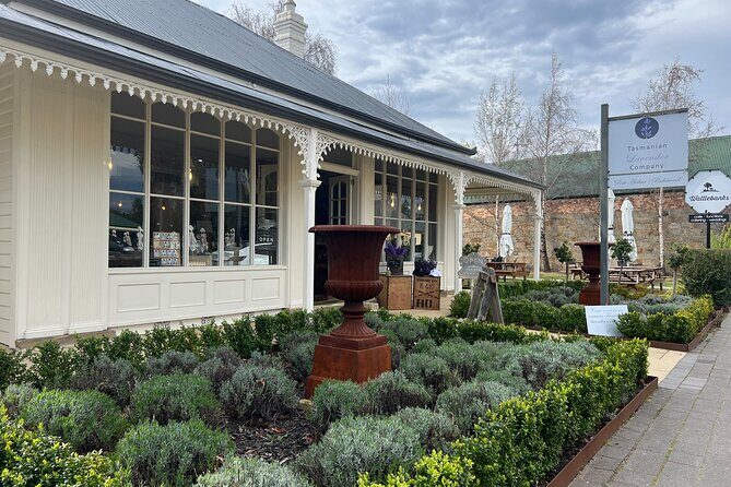 Bonorong Wildlife Park and Richmond Afternoon Tour from Hobart - The Richmond Stop: Charm and Critique