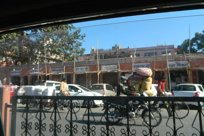 Book Admission Tickets, Cab & Tour Guide For Jaipur - FAQ