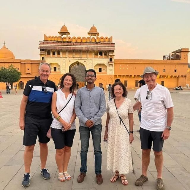 Book Govt. Approved Tour Guide for Jaipur City Tour - FAQ