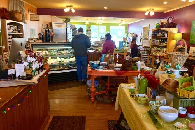 Boothbay Harbor Bites Guided Food Tour - Who Is This Tour Best For?