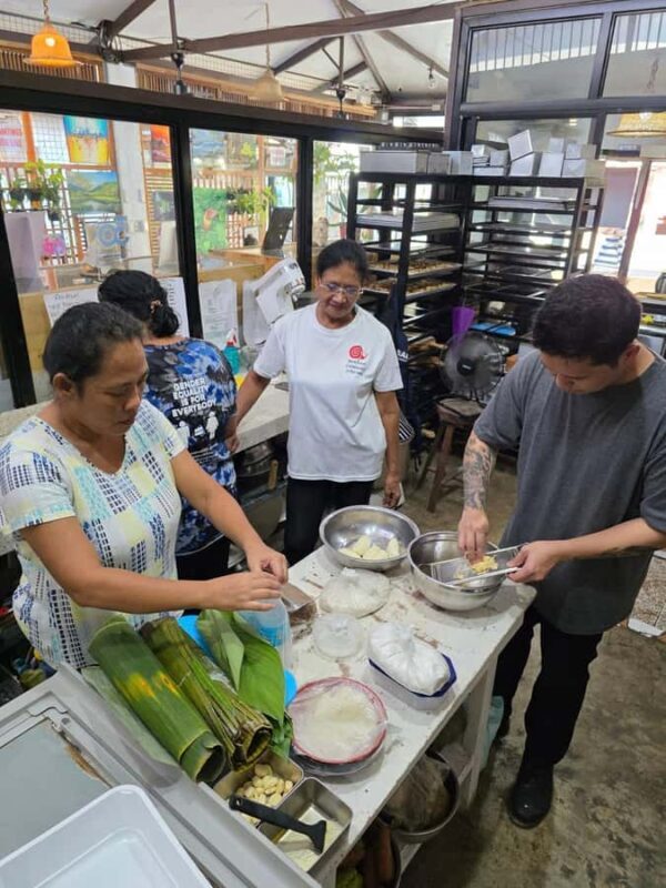 Boracay Island Foraging with Hidden Beach Experience - FAQ