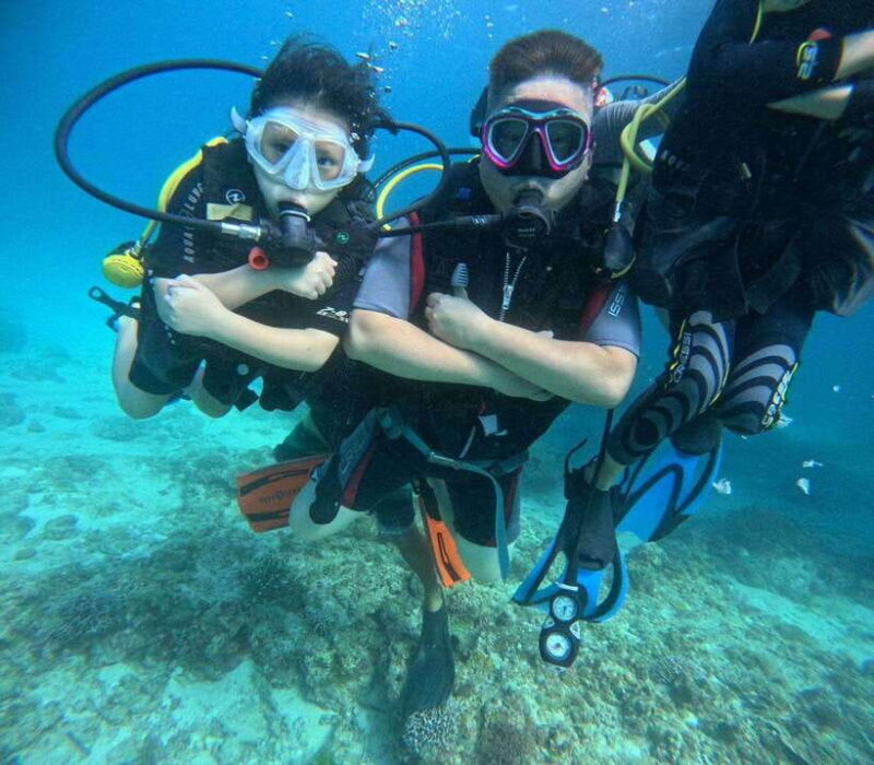 Boracay: Island Hopping with Buffet Lunch & Helmet Diving - Is the Price Worth It?