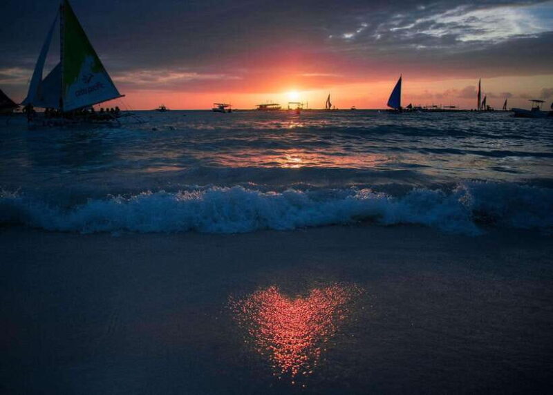 Boracay: Paraw Sailing with Photos - An In-Depth Look at Boracay’s Paraw Sailing