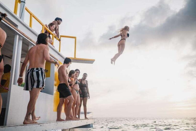 Boracay: Sunset Cruise Boat Party by Haqqy Life - The Good, The Bad, and The Details