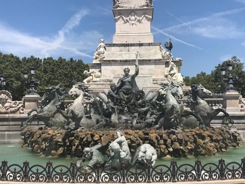 Bordeaux as a local: Private Guided Tour - Key Points