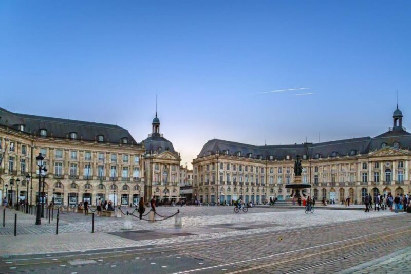 Bordeaux: Capture the most Photogenic Spots with a Local - What You Can Expect from the Bordeaux Photo Tour