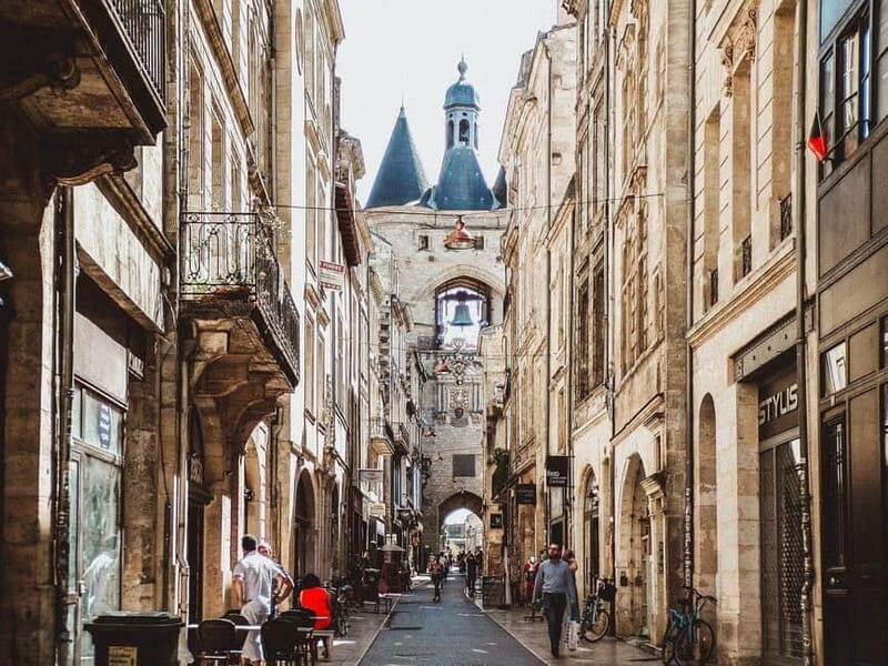 Bordeaux Christmas Market Tour - Starting Point and Structure