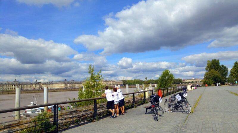 Bordeaux: Essentials 3-Hour Bike Ride - Key Points