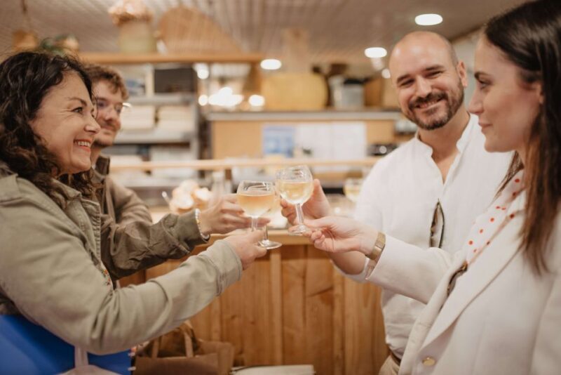 Bordeaux: Food Tour in the Historic District - Sampling Local Sweets and Delicacies