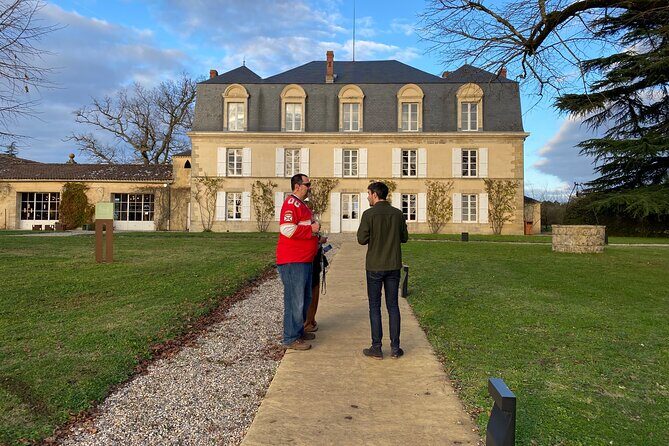 Bordeaux : Full Day Wine Tastings & Gourmet Lunch - Who Should Book This Tour?