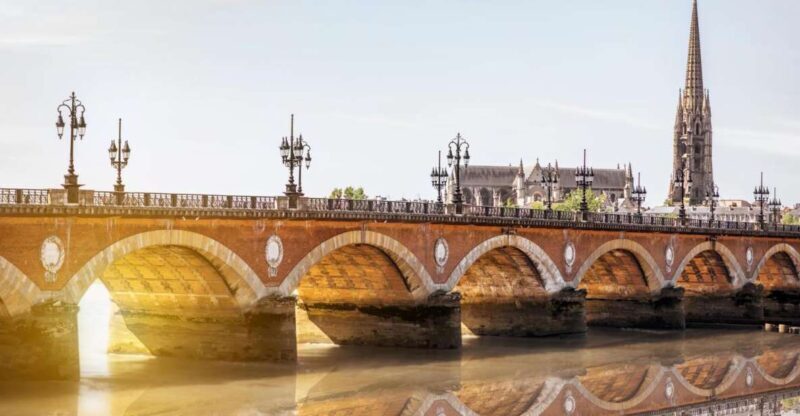 Bordeaux: Insta-Perfect Walk with a Local - Deep Dive into the Itinerary