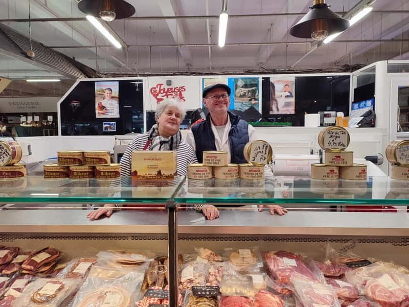 Bordeaux: Market Food Tour all inclusive food & drinks - Authenticity and Local Interaction