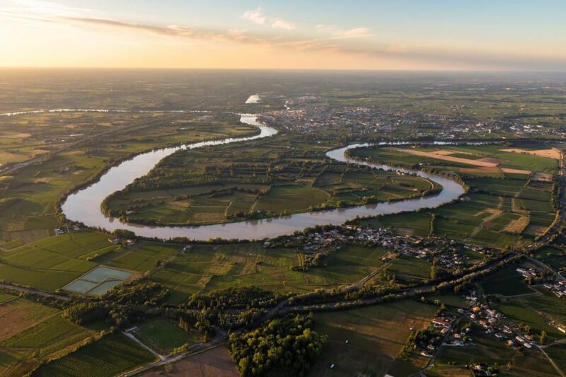 Bordeaux: Panoramic flight over vineyards and châteaux - The Experience from a Traveler’s Perspective