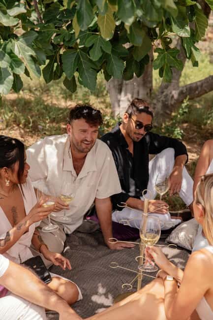 Bordeaux: Private Horseback Ride + Wine Tasting + Picnic - A Practical Look at the Bordeaux Horseback Ride and Wine Tasting Tour