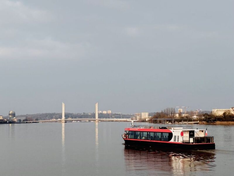 Bordeaux: Scenic River Cruise with Commentary and Canelés - FAQ