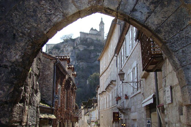 Bordeaux to Dordogne - Private Tour: Fortified Castles and Medieval Villages - FAQ