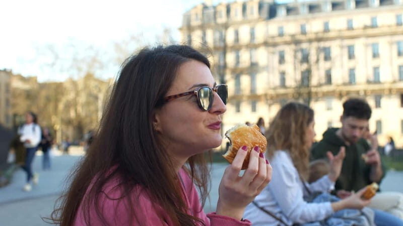 Bordeaux: Walking tour with local Sweets, Wine and Cheese - Discover Bordeaux with a Tasty Twist