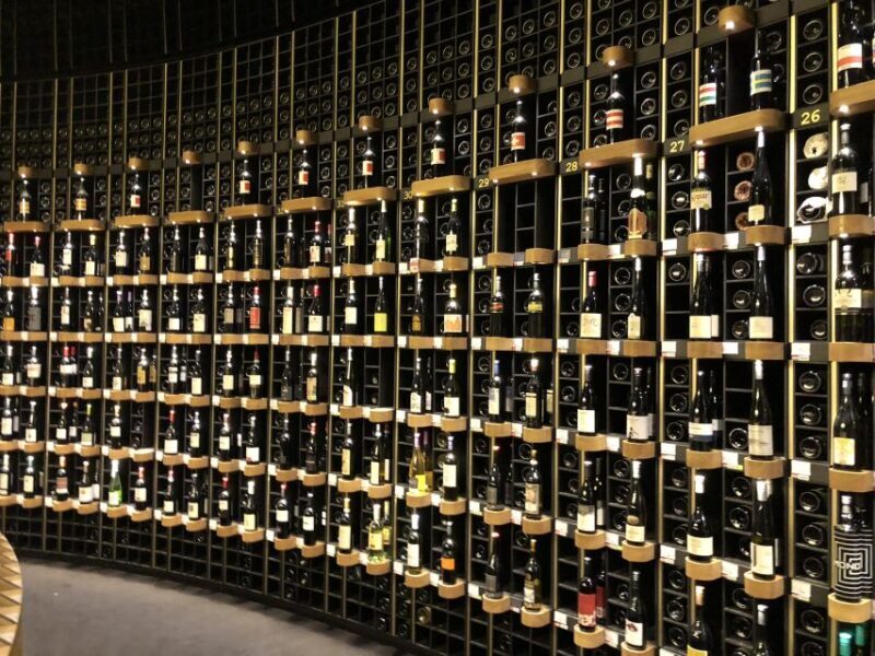 Bordeaux: Wine, Sweet and Savory Food Walking Tour - The Experience of the Guides