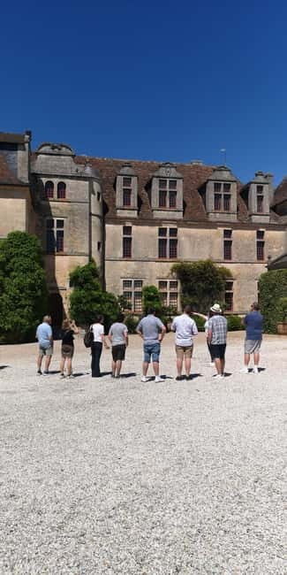 Bordeaux wine tour: 2 wineries & wine tastings (red & white) - Crossing the Garonne to Entre-deux-Mers