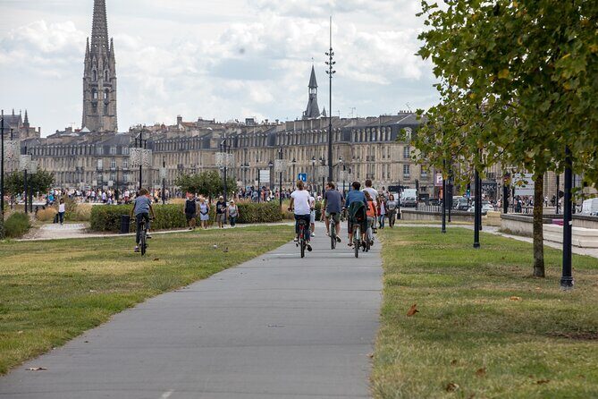 Bordeauxs Iconic Landmarks: A Private Bike Tour - Introduction: Why Consider This Tour?