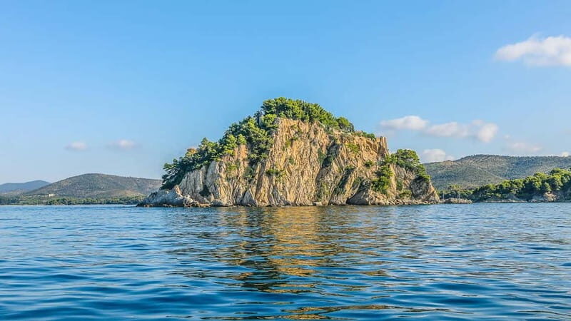Bormes-les-Mimosas: Hybrid boat trip around Fort de Brégançon - Practical Details and Value