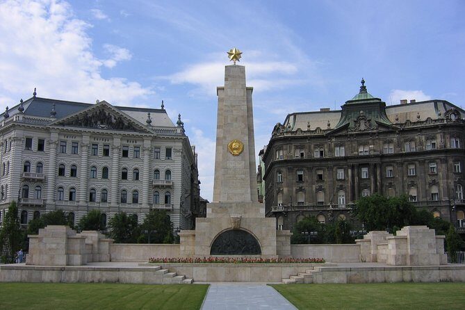 Born Under The Red Star - The History of Communism in Hungary - Private Tour - FAQs