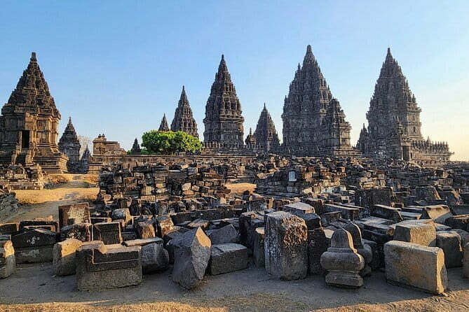 Borobudur and Prambanan private tour full day - FAQ