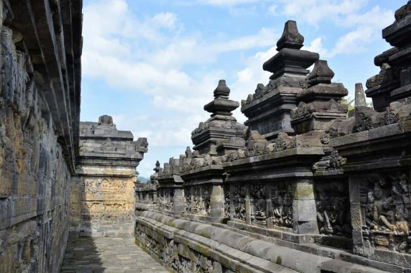 Borobudur Climb Top, Prambanan with Guide, entrance ticket - FAQ